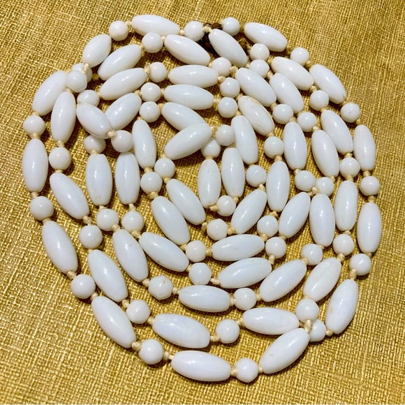 Vintage | Jewelry | Vintage 55 Milk Glass Bead Flapper Strand Necklace ...